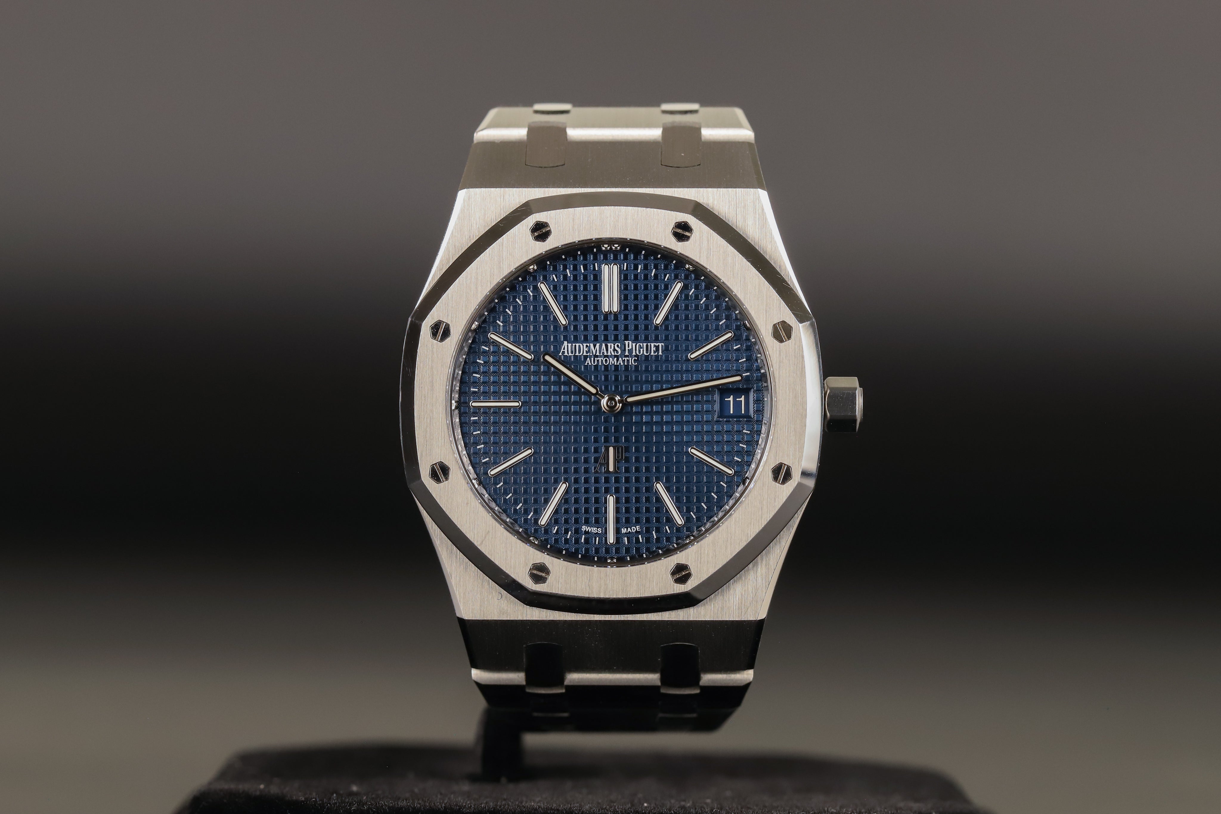 Audemars Piguet 16202ST Royal Oak Jumbo Blue Dial – Newport Watch Club