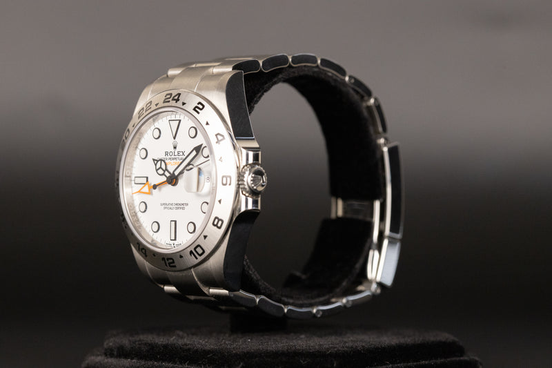 Explorer – Newport Watch Club