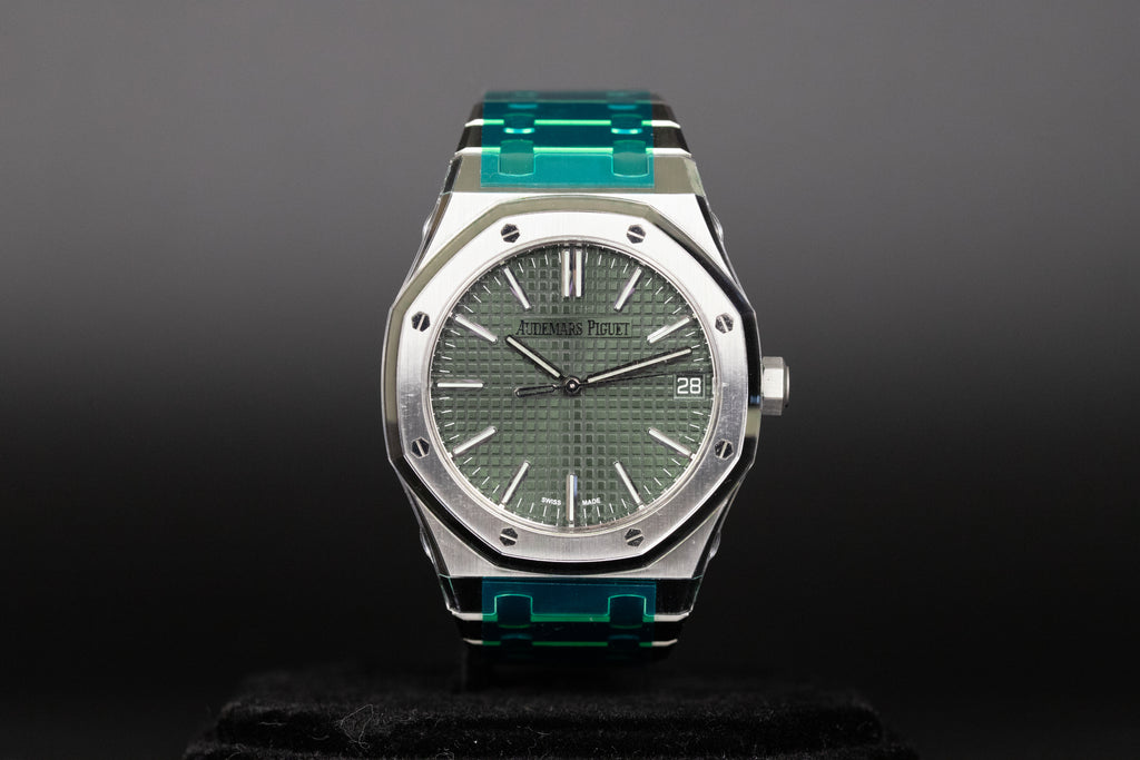 Audemars Piguet15510ST Royal Oak Green Dial 50th Anniversary – Newport ...
